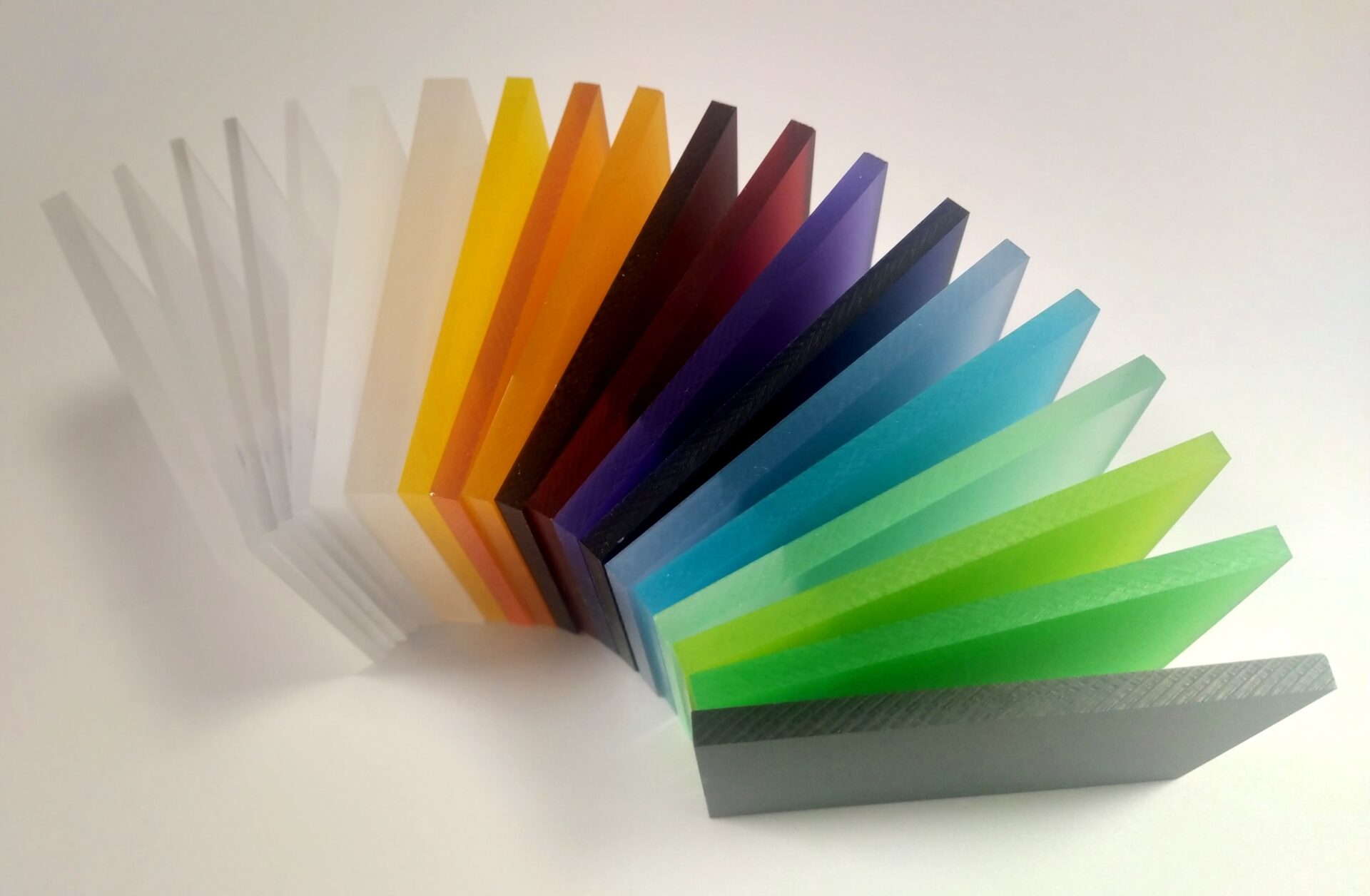 Pannelli Plexiglass, Lastre in Plexiglass su Misura - Laseridea srl